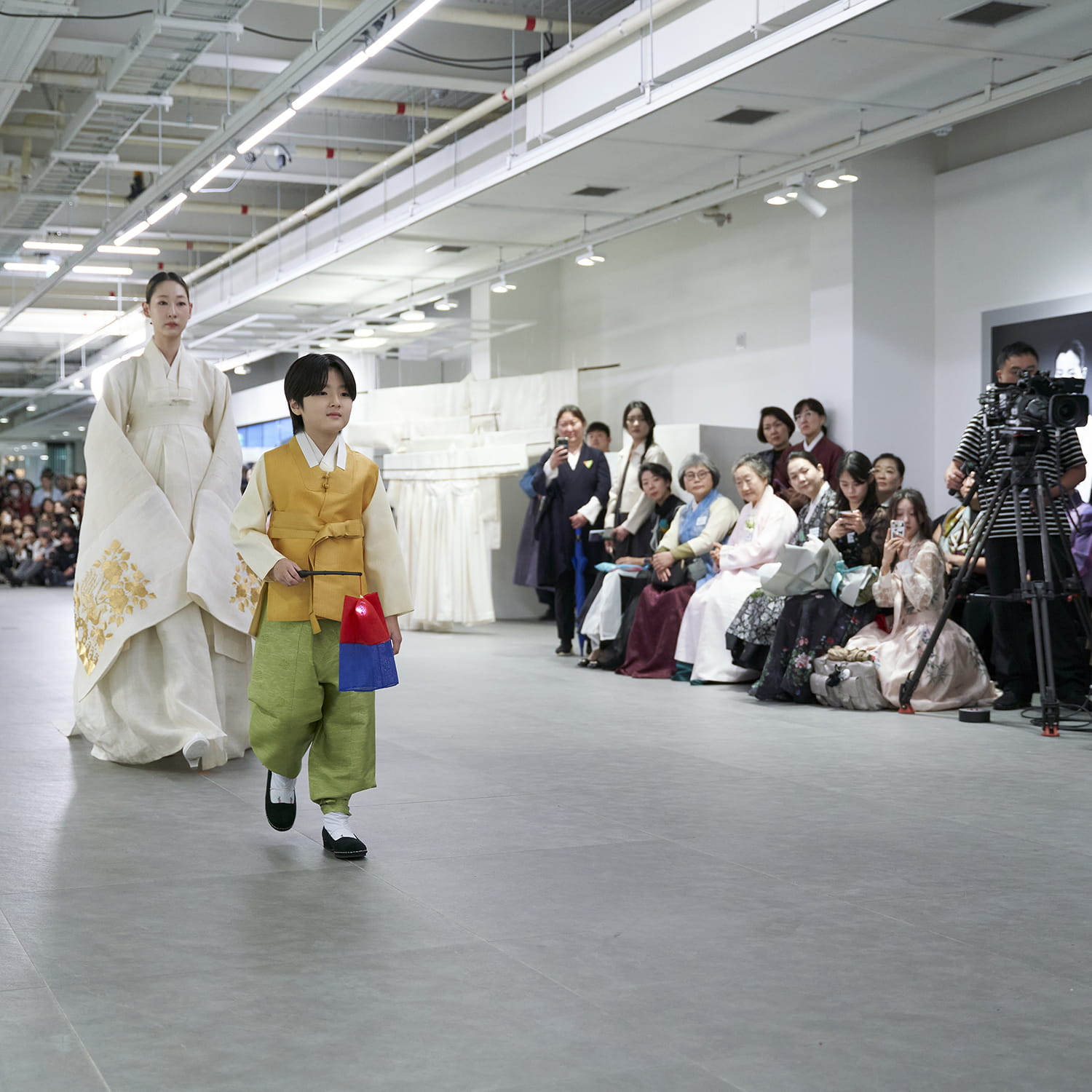 2024 Hanbok Culture Week : Fashion Show | Chang Eungbok